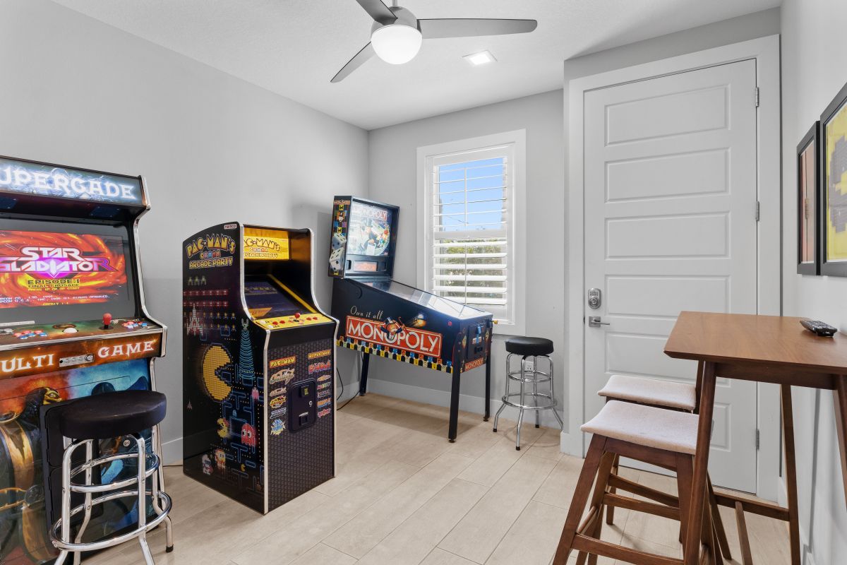 Beach Daze | Bradenton Beach, FL | Beach House Real Estate