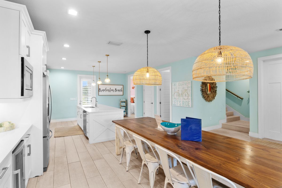 Beach Daze | Bradenton Beach, FL | Beach House Real Estate